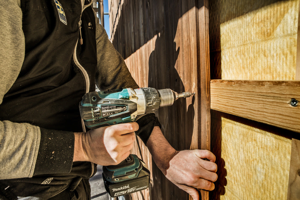 3. Spika eller skruva?